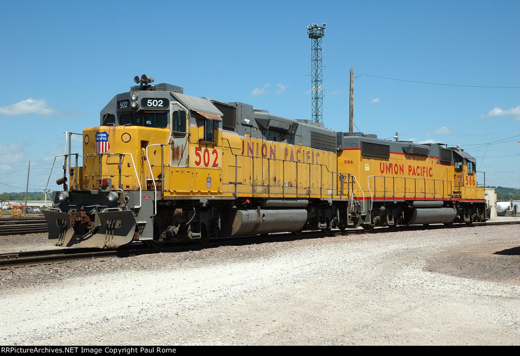 UP 502, 586, EMD GP38-2, at the UP Bluffs Yard